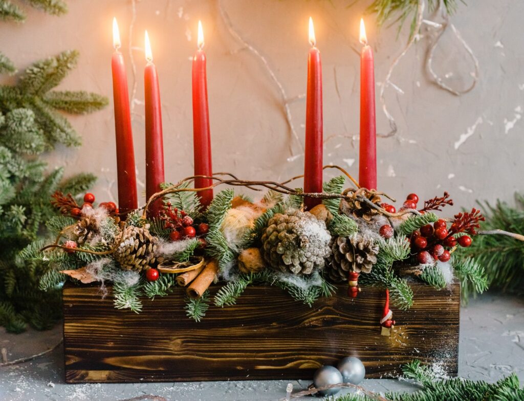 Centro De Mesa De árbol De Navidad Con Piñas Cómo Hacer Un Centro